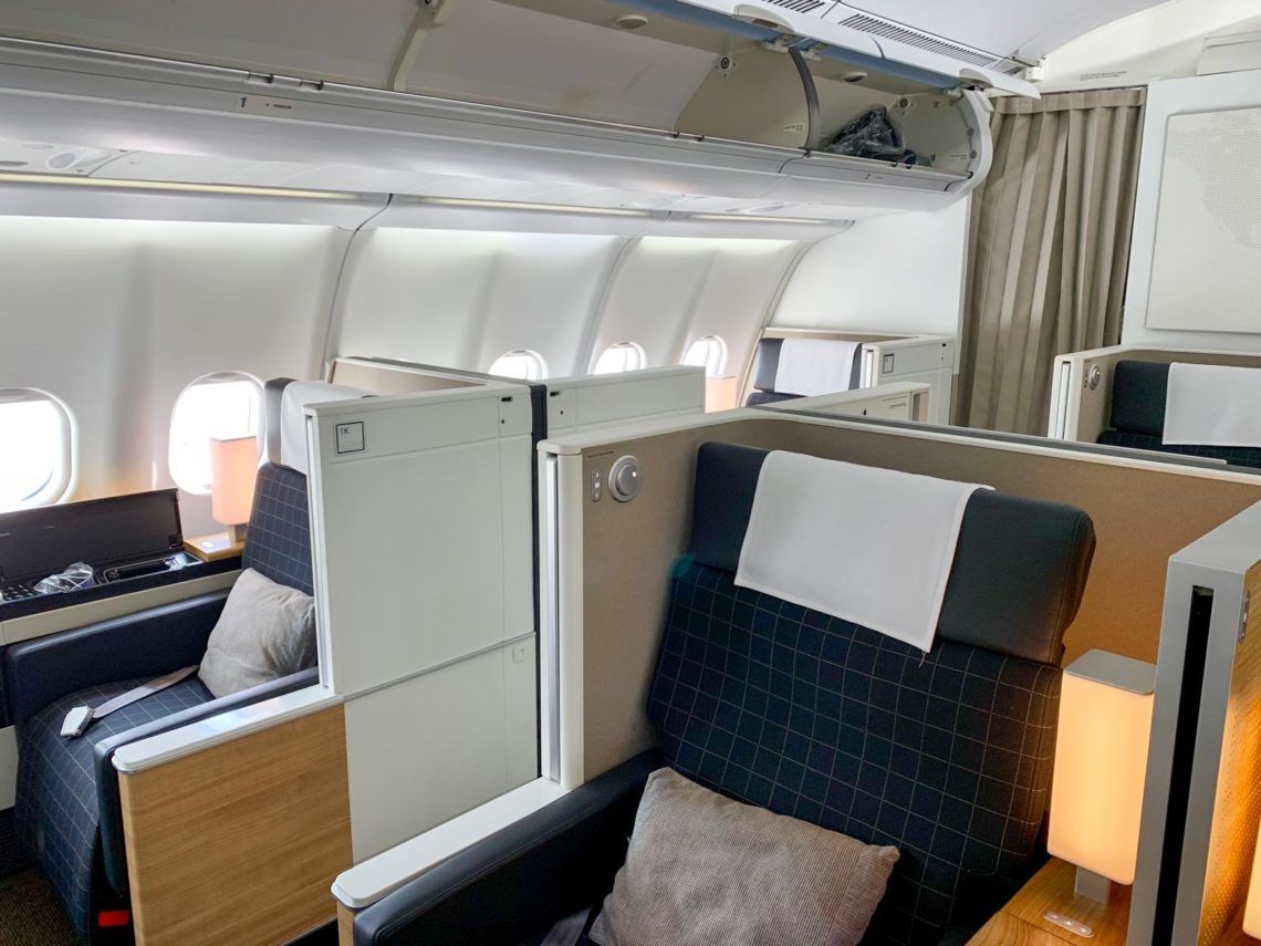Review: Swiss First Class Airbus A340-300 Zürich - Shanghai