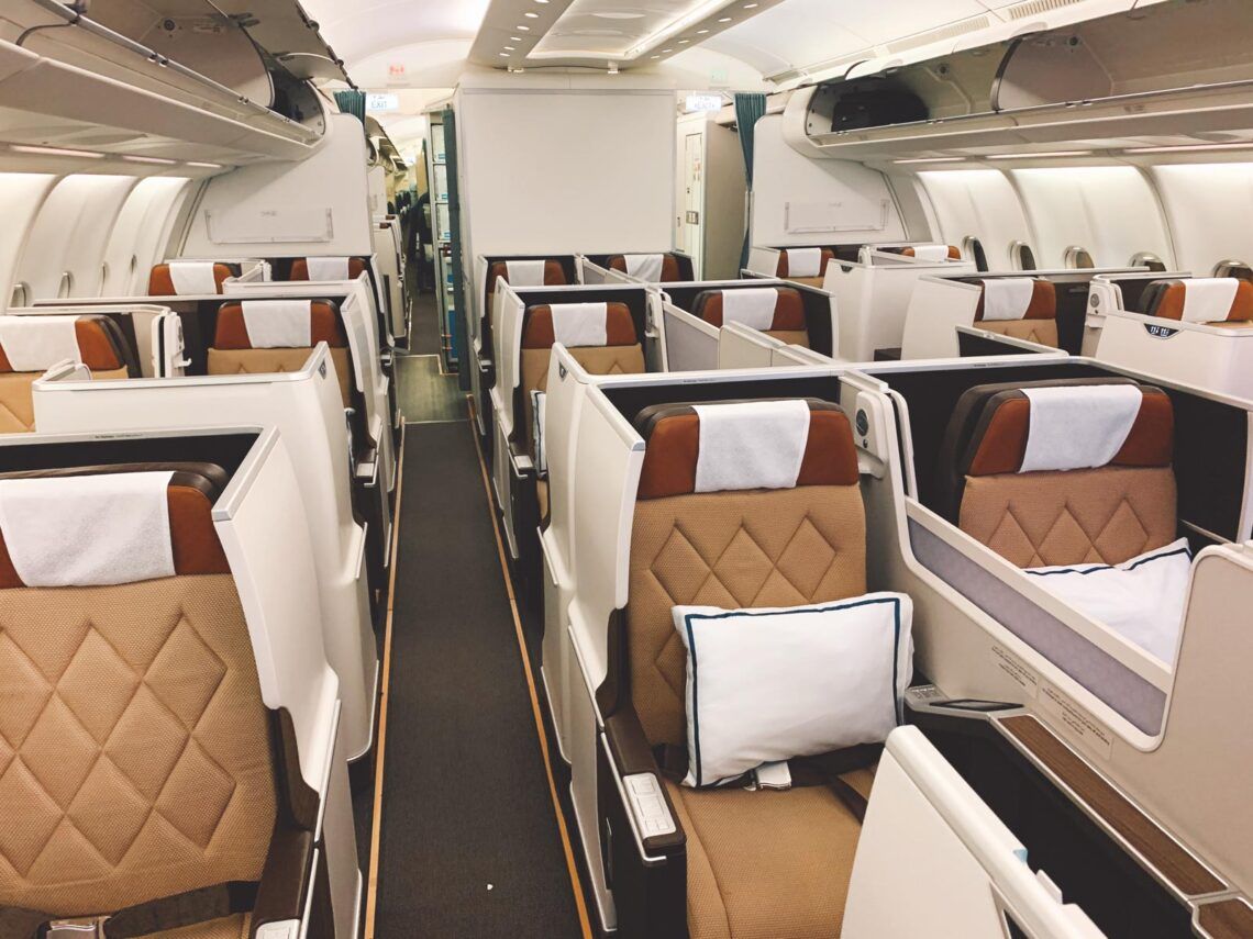 Review: Oman Air Business Class Airbus A330-200 Zürich - Muscat