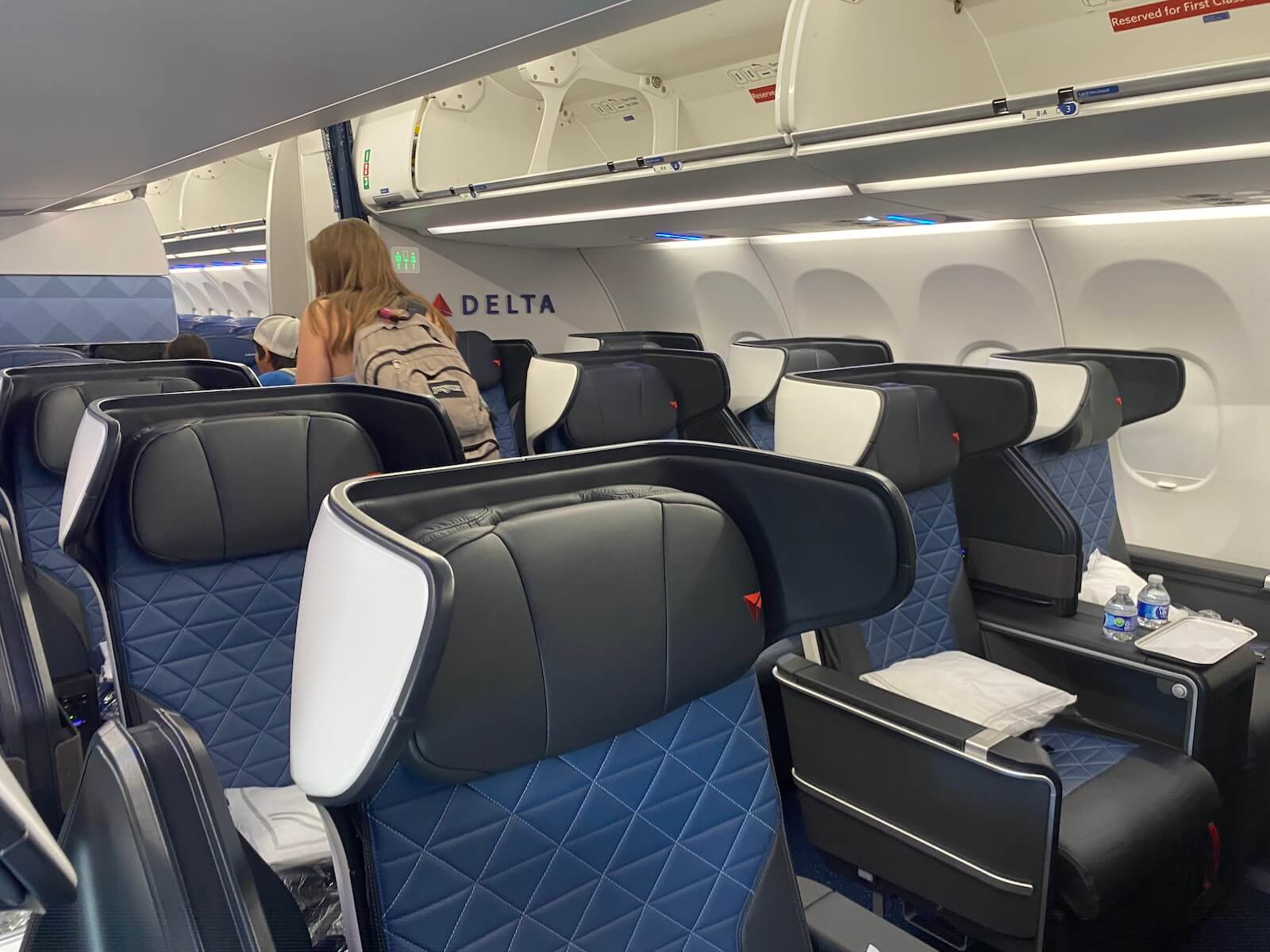 Review: Delta Airlines Domestic First Class A321 | meilenoptimieren