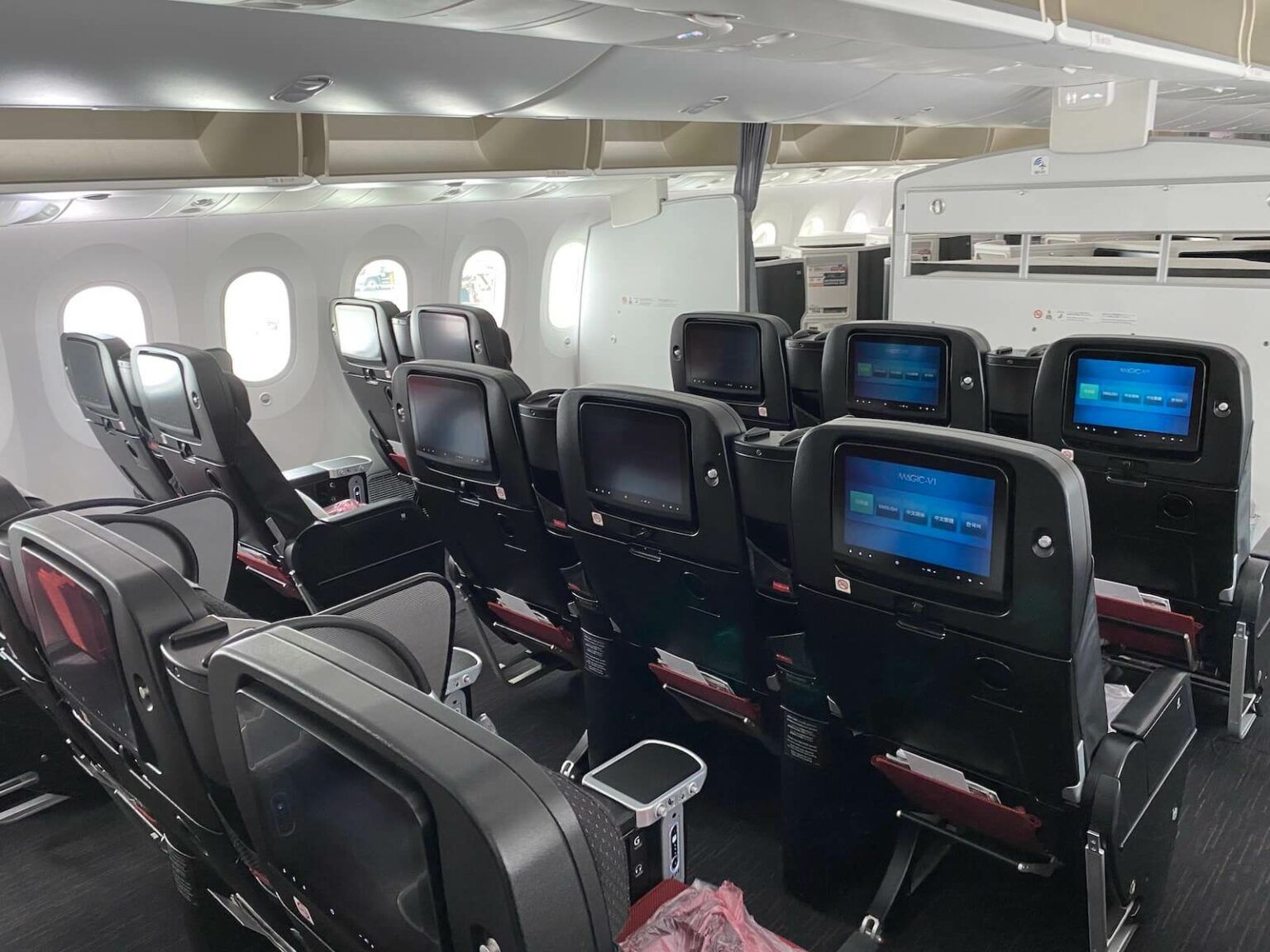 Review: Japan Airlines Premium Economy Boeing 787-9 | meilenoptimieren