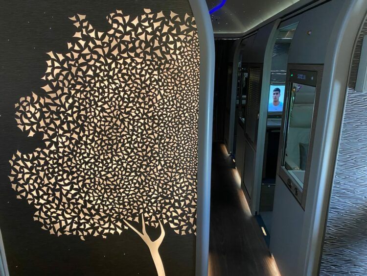 Review: Emirates Game Changer First Class Boeing 777-300ER ...