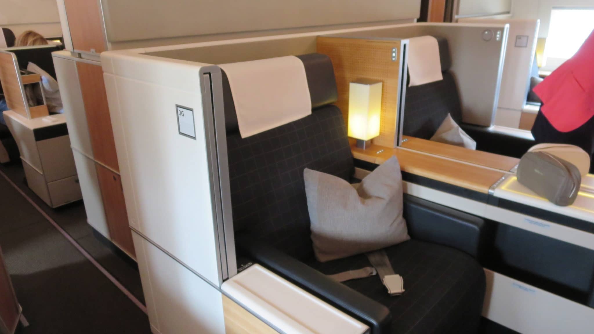 Review: Swiss First Class Boeing 777-300ER | meilenoptimieren.com